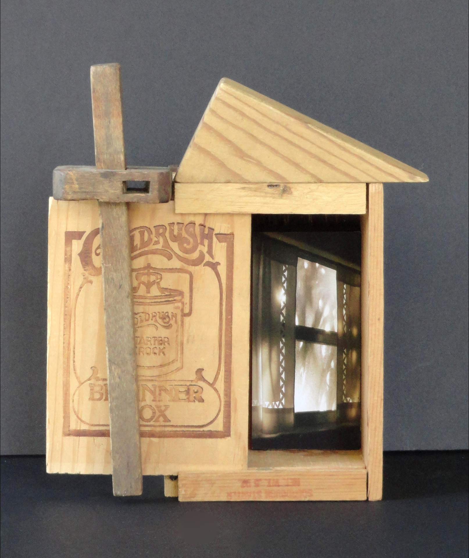 Cigar Box Assemblages – Art with a Story